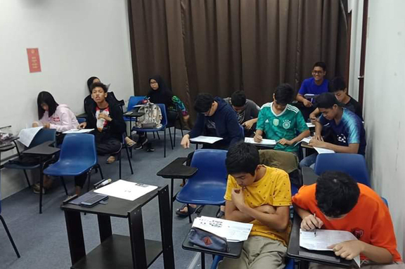 Pusat Tuisyen Terbaik di Cheras | Kelas Tambahan untuk Semua Subjek - Menjana Kejayaan Akademik